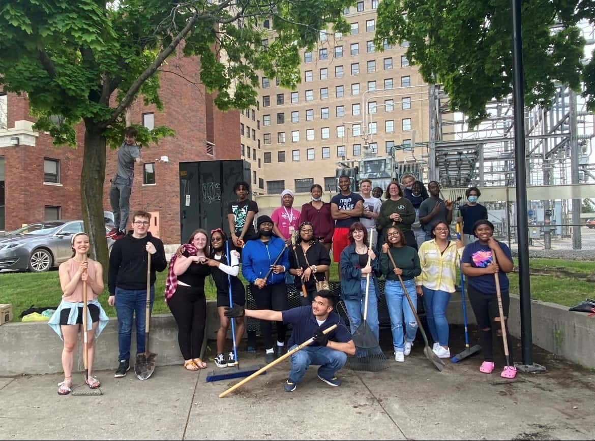 Community Clean Ups - Genesee County Parks